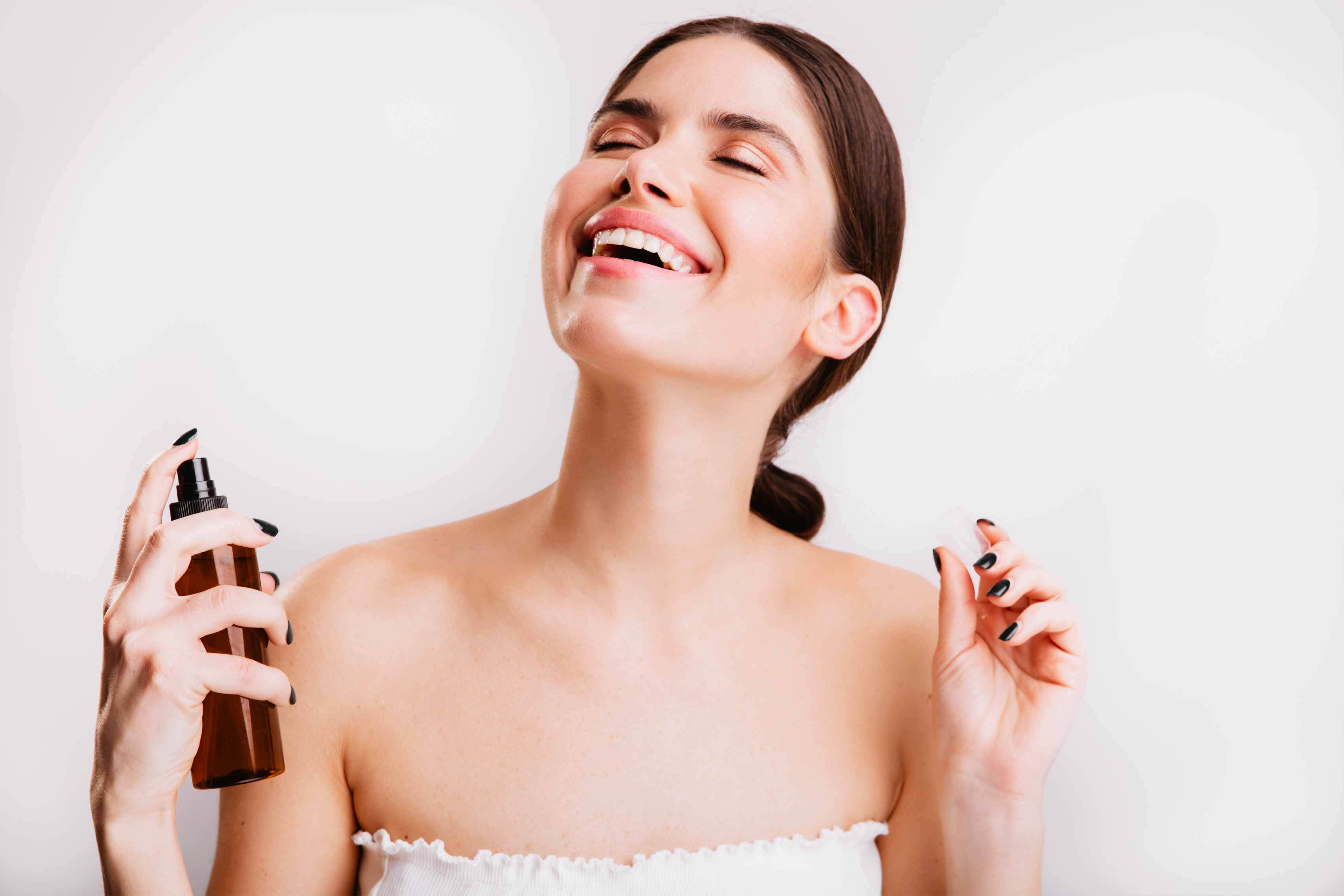 Facial Essence: A Form of Facial Spray That’s Essential to Your Skinca ...